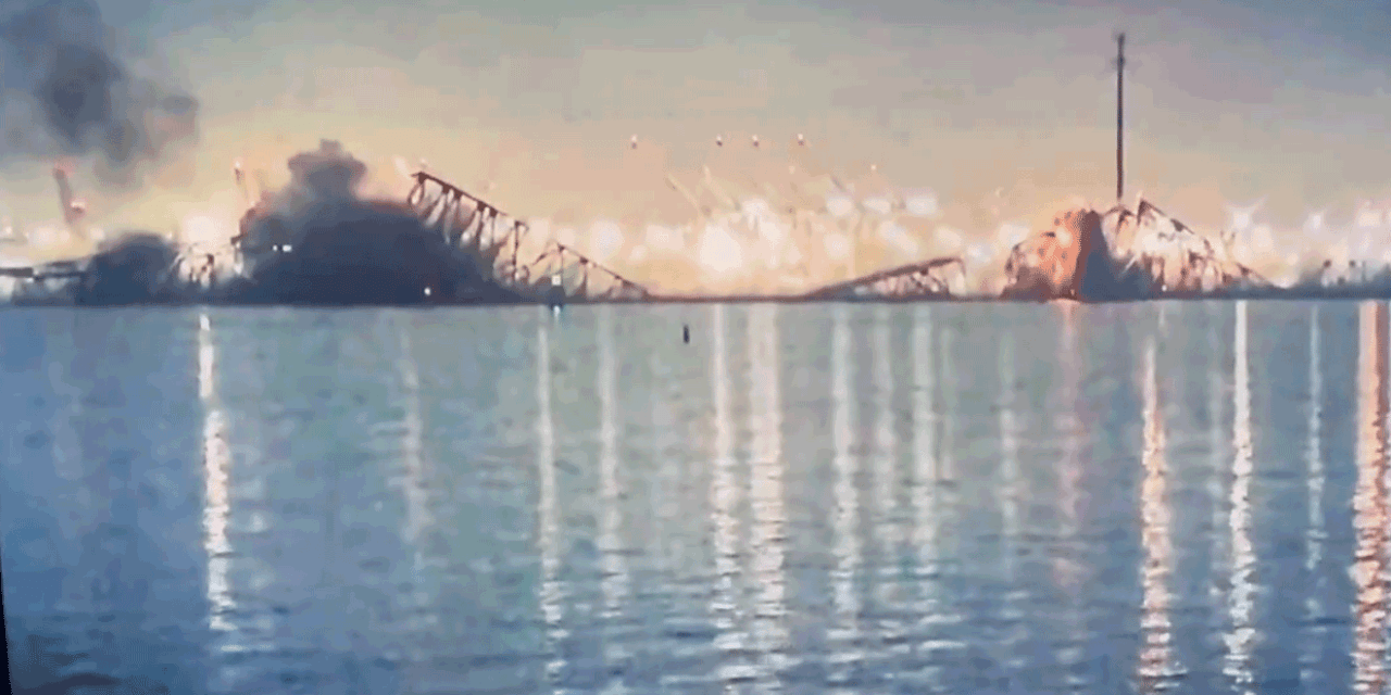 BREAKING! Container Ship Hit Francis Scott Key Bridge in Baltimore ...